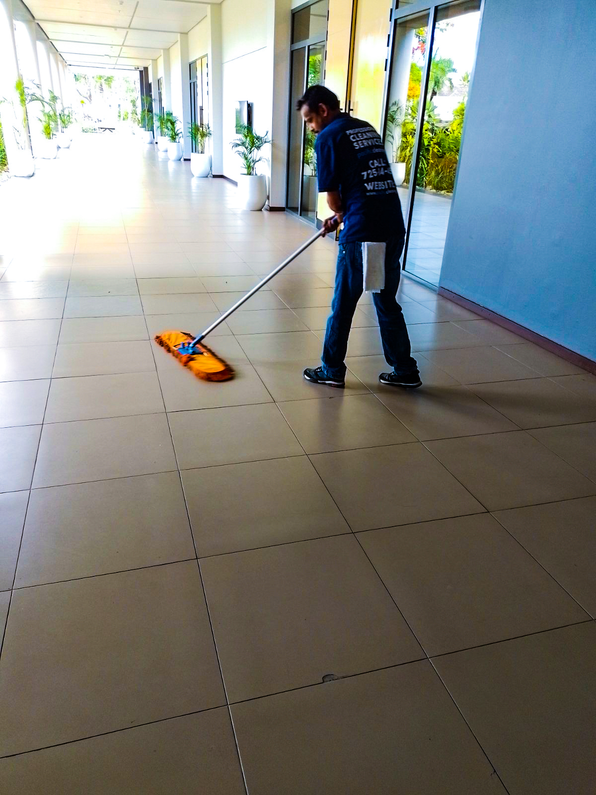 Floor cleaning project at the Sheraton Denarau Hotel - Pacific Cleaning